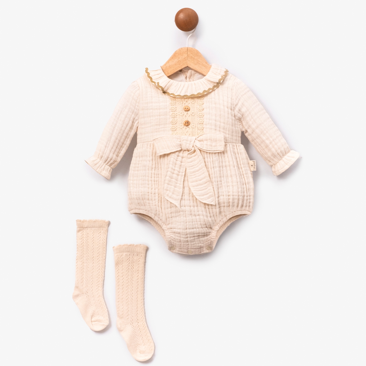 Wholesale YAKA VE FİYONK DETAYLI 4 KAT MÜSLİN KIZ ROMPER 1090 products ...